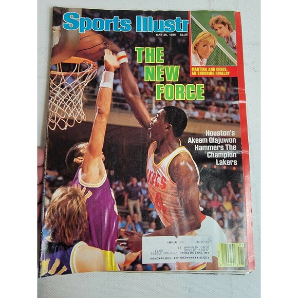 Vintage | Accents | Vintage Sports Illustrated Houston Rockets Akeem ...